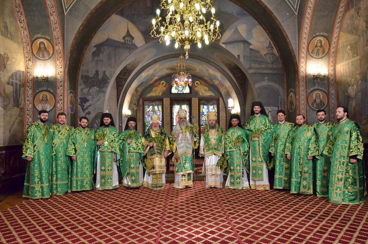 Feast of the Descent of the Holy Spirit at the Romanian Patriarchate ...